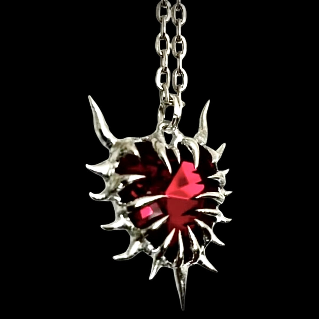 Heart of Thorns Necklace – DeviousFX